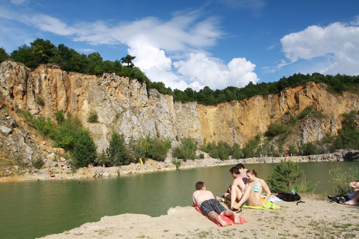 lomy a písáky na koupání