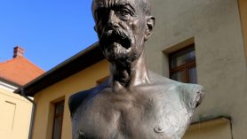 Modrý lom - Trhová Kamenice | Kam se vydat.cz