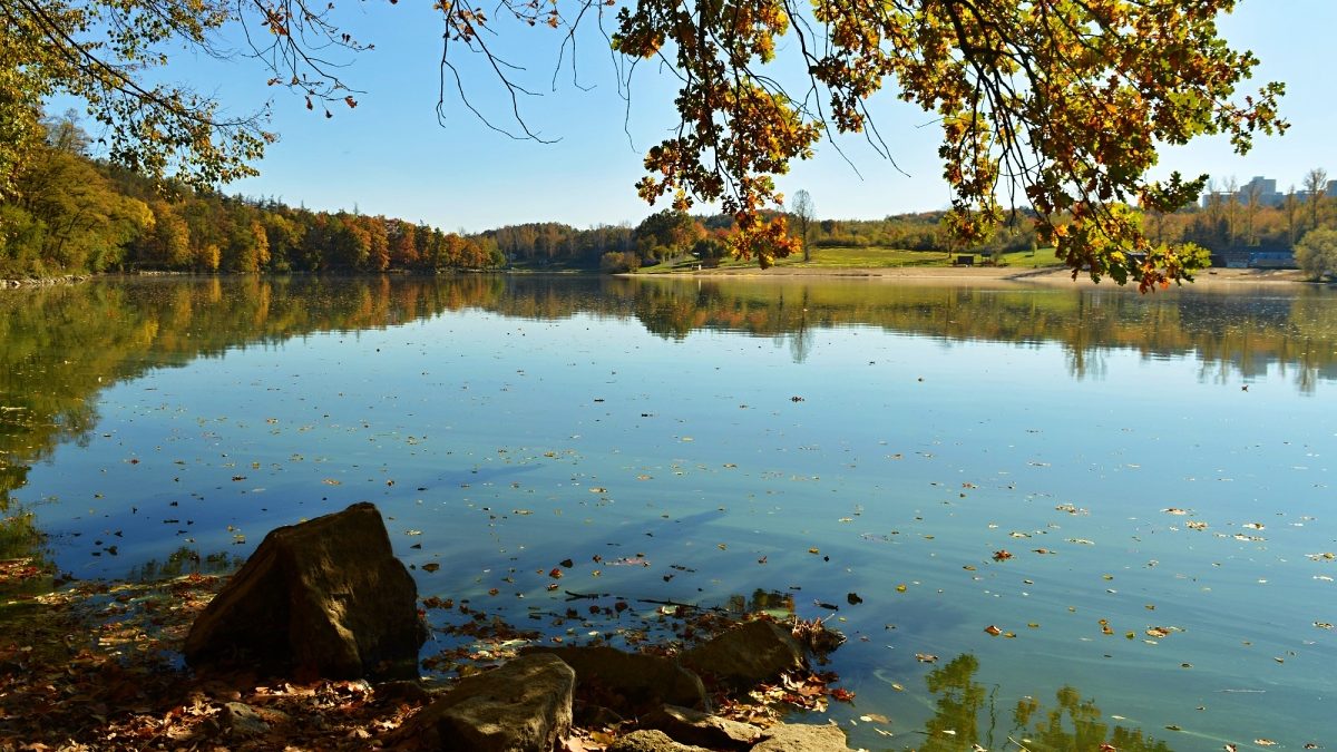 Lesopark Hostivař | Kam se vydat.cz