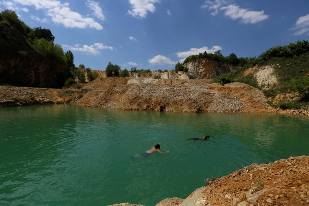 Lom Homolák láká ke koupání | Kam se vydat.cz