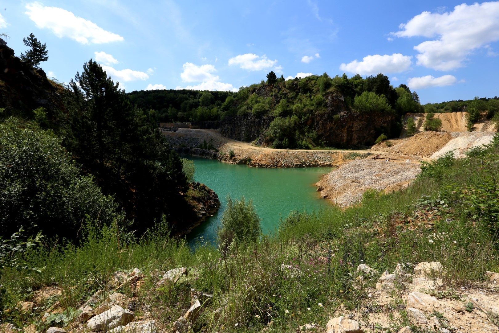 Lom Homolák láká ke koupání | Kam se vydat.cz
